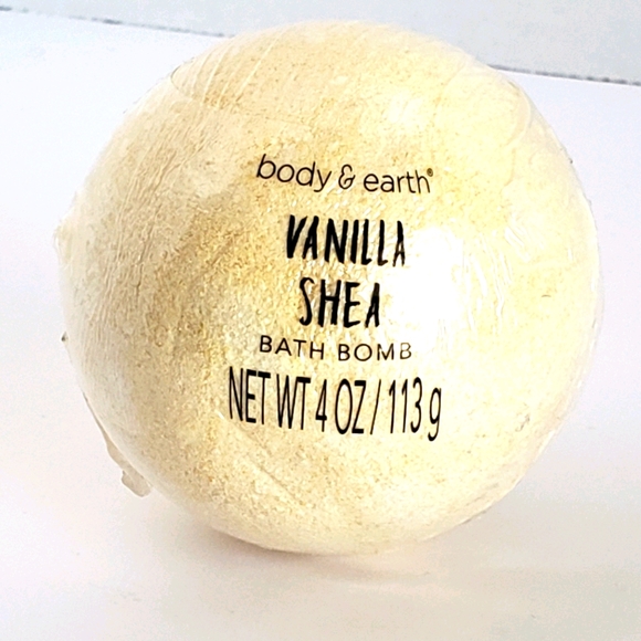 body & earth | Bath & Body | Body Earth Vanilla Shea Bath Bomb 4oz ...